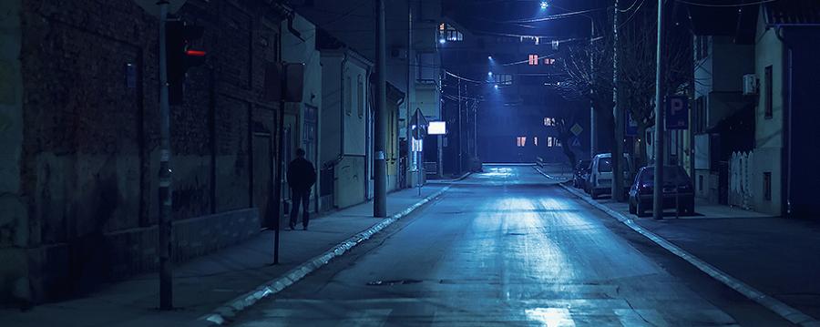 Fußgeher und Radfahrer sind zu dunkel gekleidet | KOMMUNAL